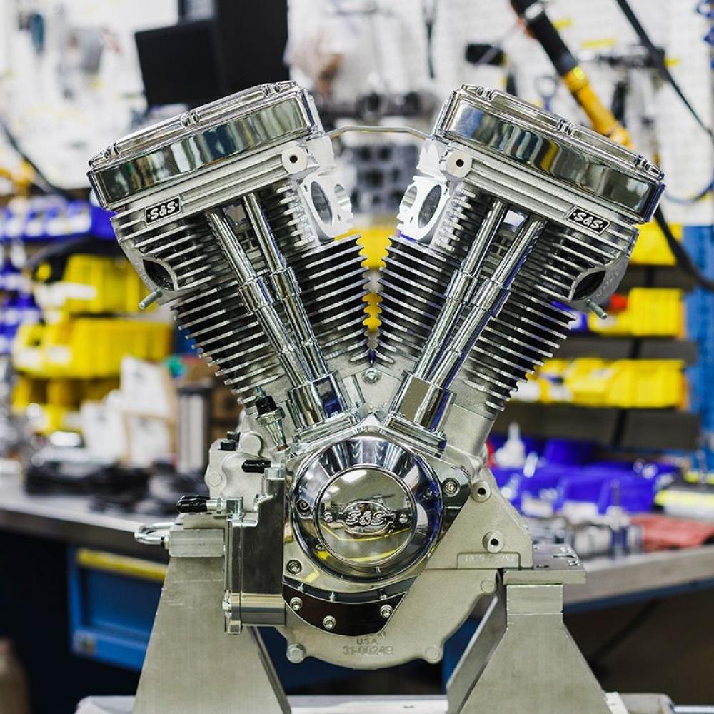 S&S Cycle Natural V111 Long Block Engine w/o Induction/Ignition, 585 ...